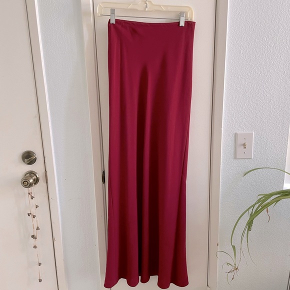 BCBGMaxAzria | Skirts | Y2k Bcbg Max Azria Maxi Skirt Beautiful Used In ...
